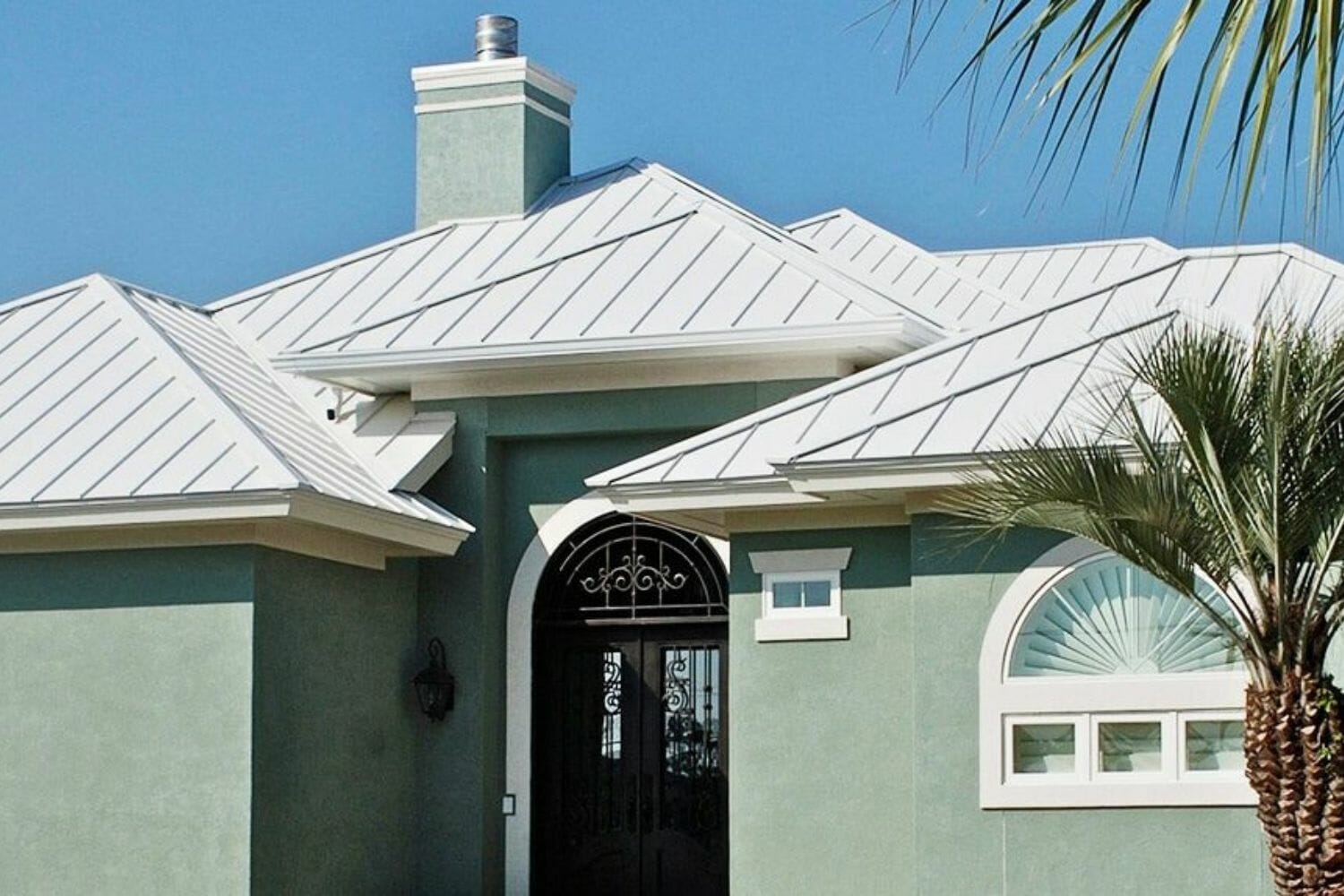 Metal Roof Costs In 2023: A Homeowner’s Comprehensive Guide